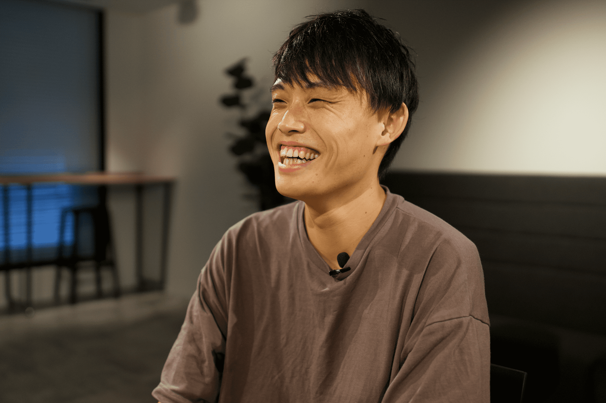 【元医薬品ルート営業からエンジニア転職】プログラミングスキルだけではなく、エンジニアとしてのマインドも学べた | DMM WEBCAMP MEDIA