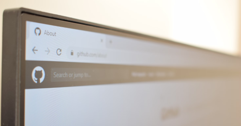 【入門編】GitHubとは？基礎知識や使い方をわかりやすく解説！ - WEBCAMP MEDIA
